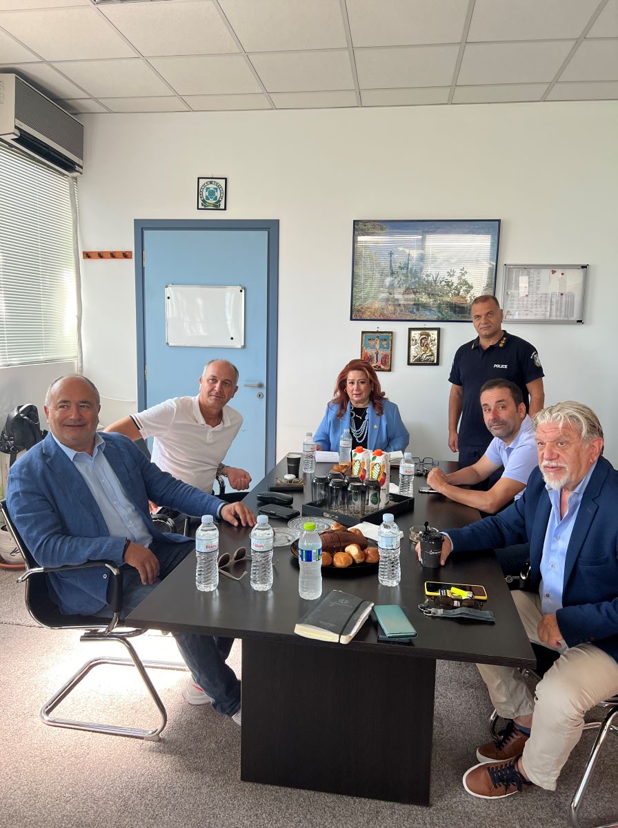Συνάντηση Δημάρχων Βορειοανατολικής Αττικής με την Τροχαία - ΠΕΔΑ